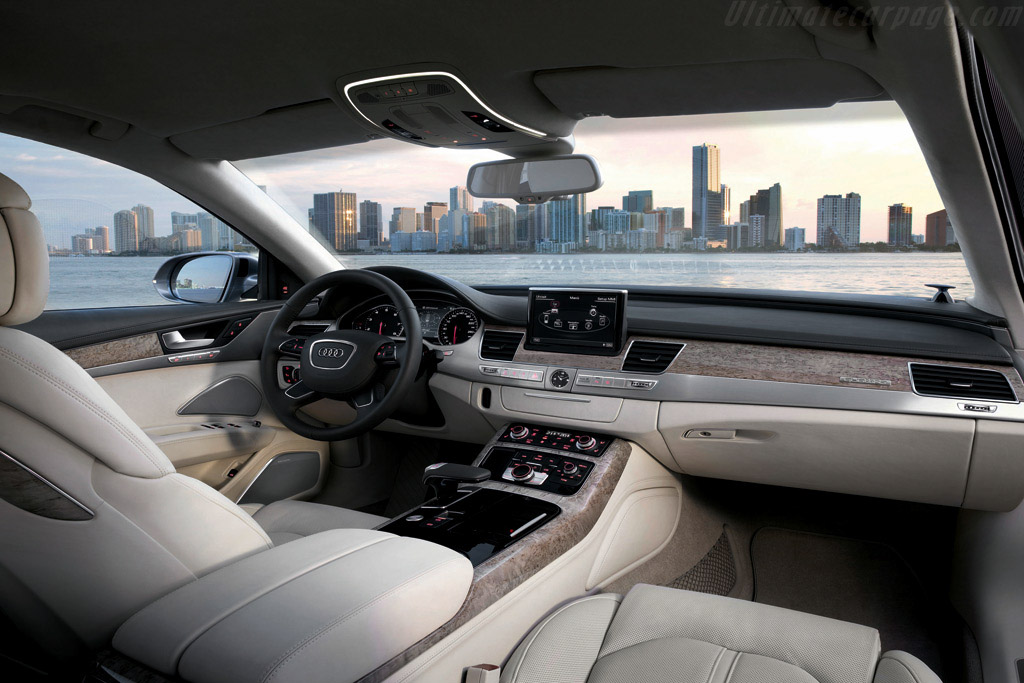 Audi A8 4.2 FSI