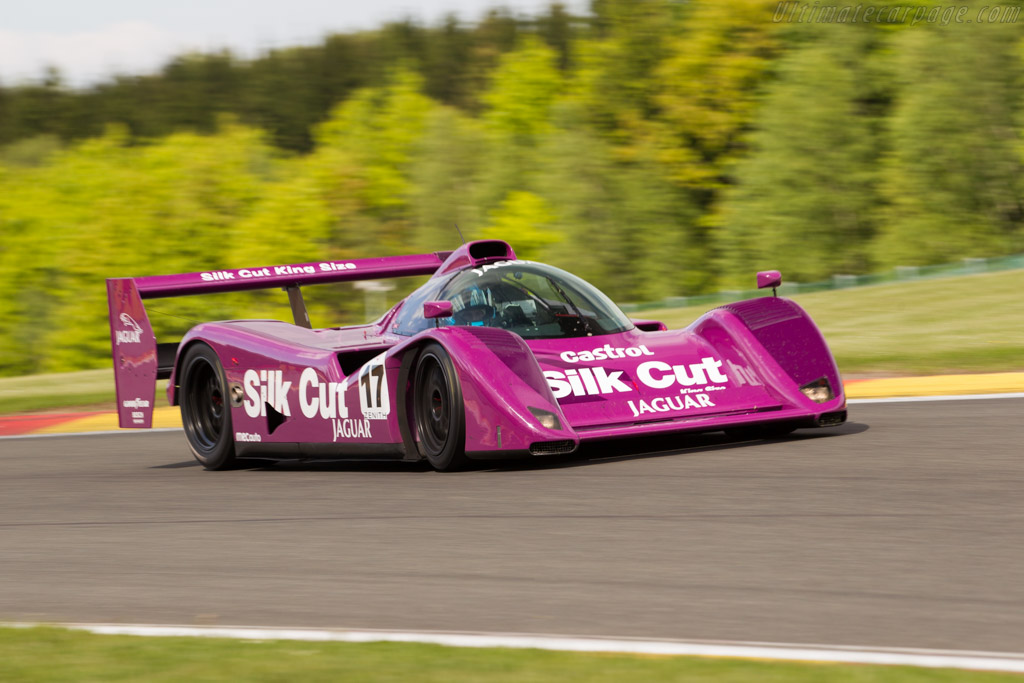 Click here to open the Jaguar XJR-14 gallery