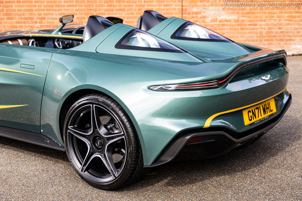 Aston Martin V12 Speedster