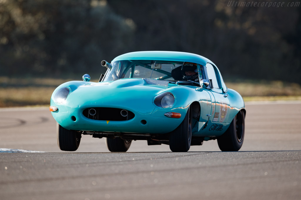 Jaguar E-Type - Driver: Rhea Sautter / Andrew Newall - 2020 Estoril ...