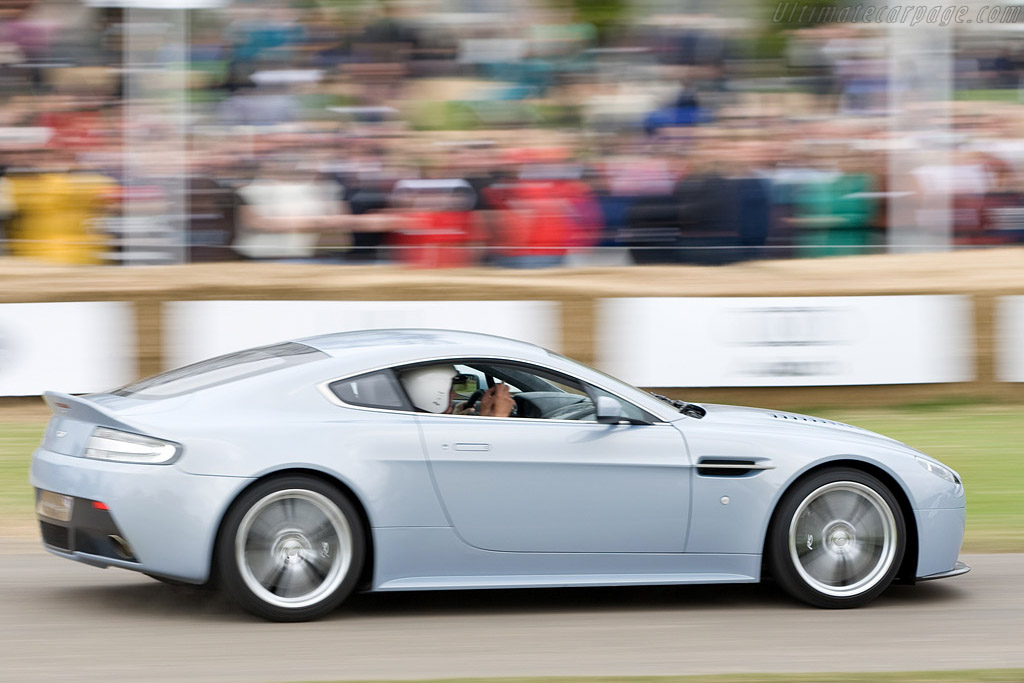 Aston Martin V12 Vantage - 2008 Goodwood Festival of Speed