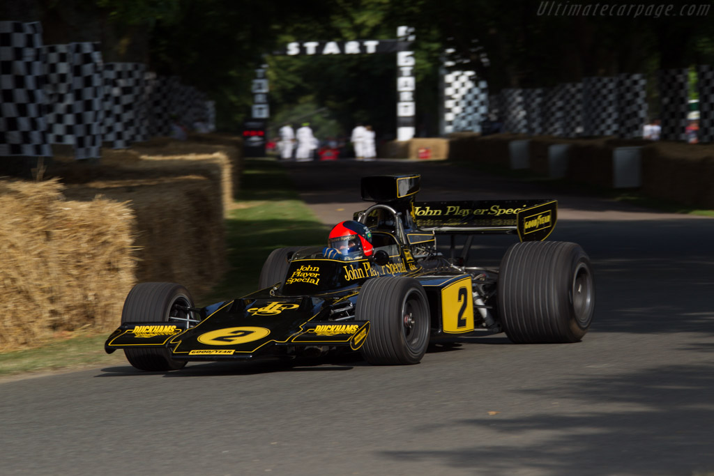 Lotus 72 Cosworth - Chassis: R5-2 - Entrant: Classic Team Lotus ...