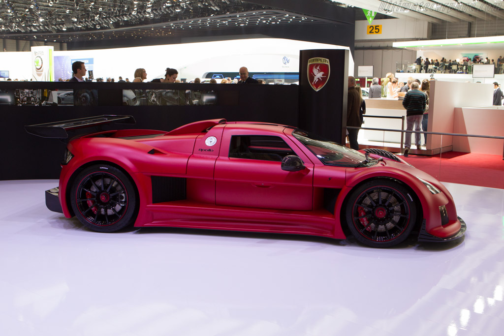Gumpert Apollo S - 2013 Geneva International Motor Show