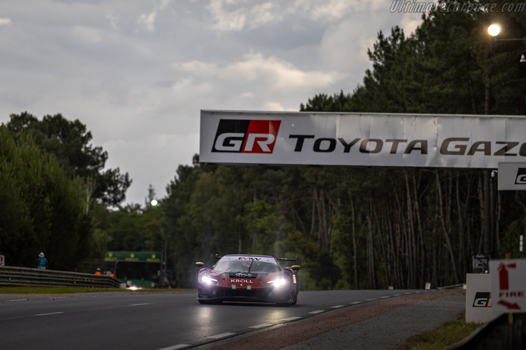 Ferrari 296 GT3 - Chassis: 5174 - Entrant: JMW Motorsport - Driver ...