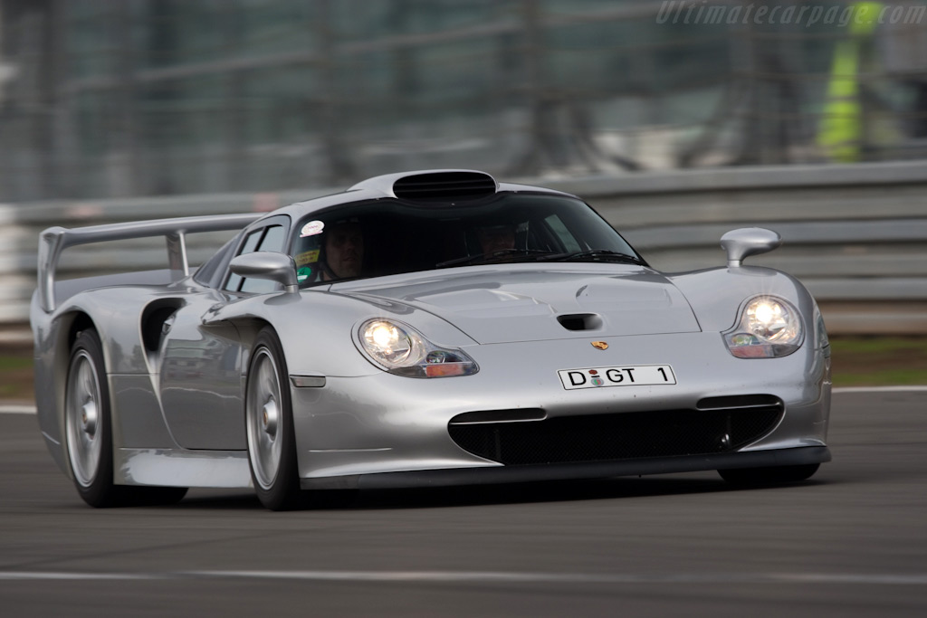Porsche 996 GT1 - Chassis: WP0ZZZ99ZWS396005 - 2009 Modena Trackdays