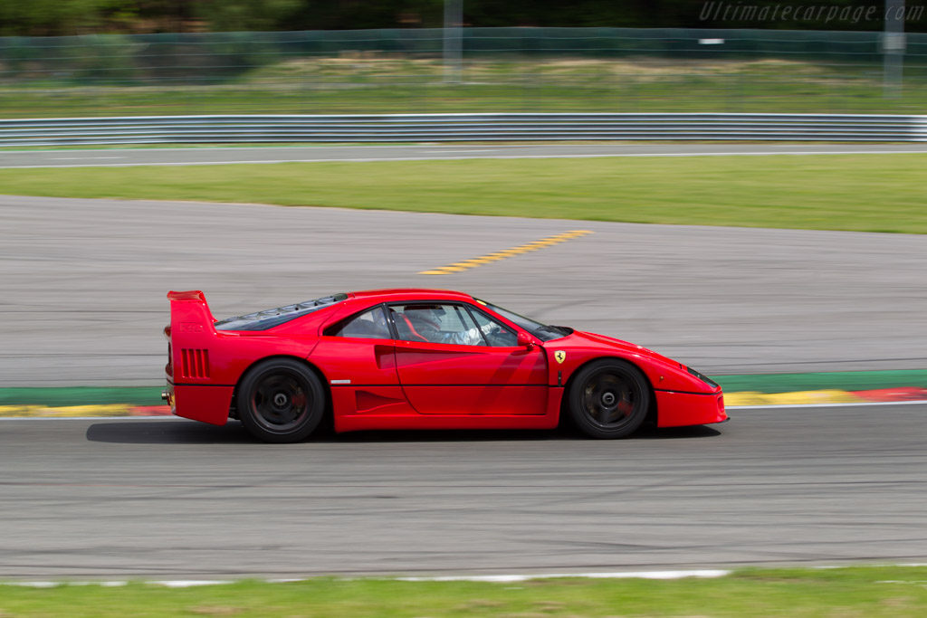 Ferrari F40 - Chassis: 84643 - 2015 Modena Trackdays