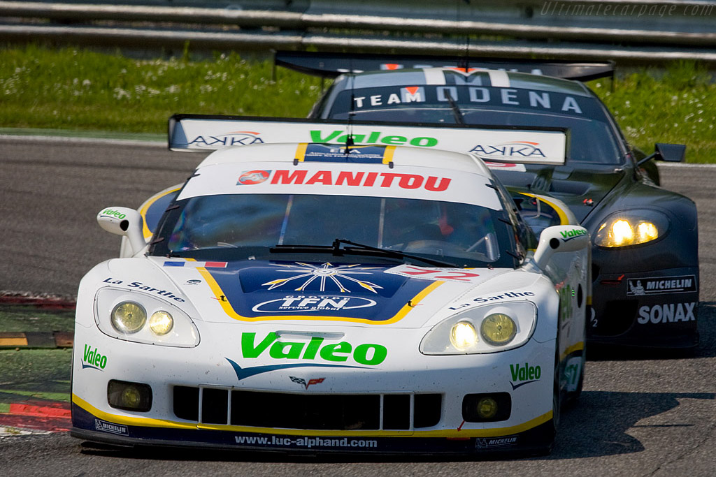 The battle for the GT1 lead - Chassis: 003 - 2008 Le Mans Series Monza ...